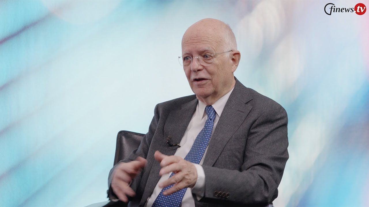 Martin Janssen: «Die Credit Suisse fehlt überall» - YouTube