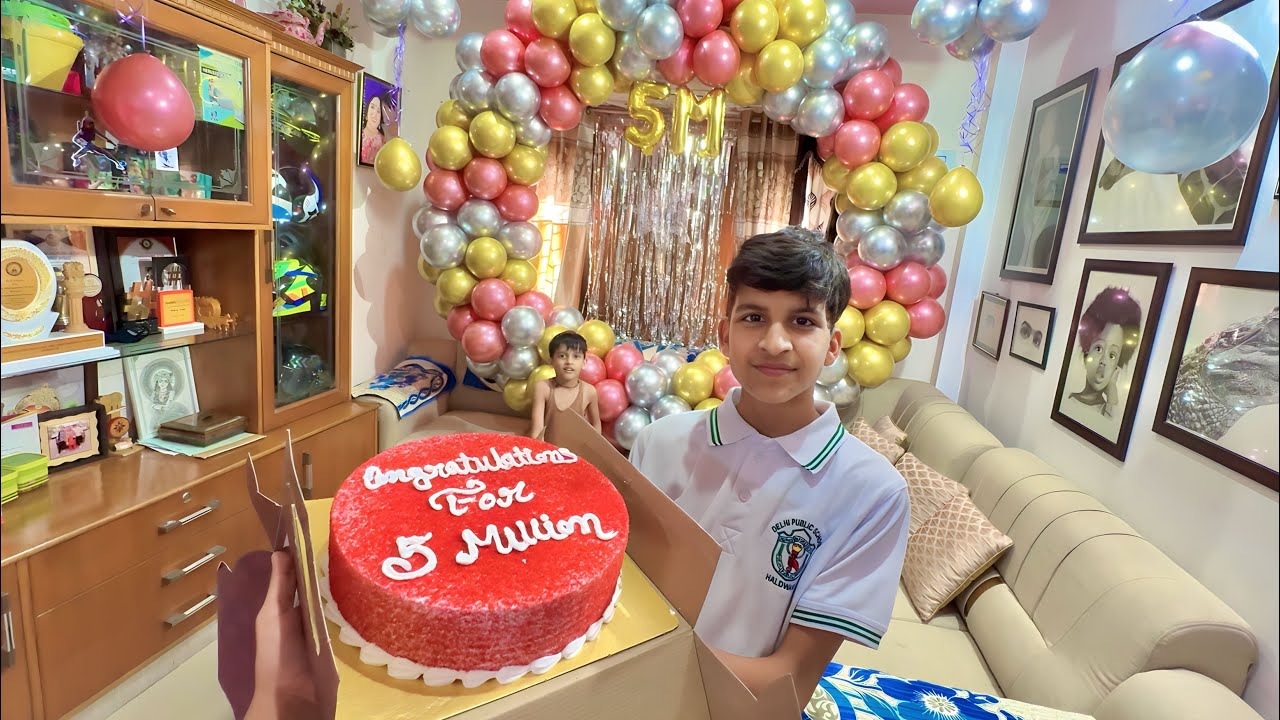 5 Million Surprise For Piyush 😍 - YouTube