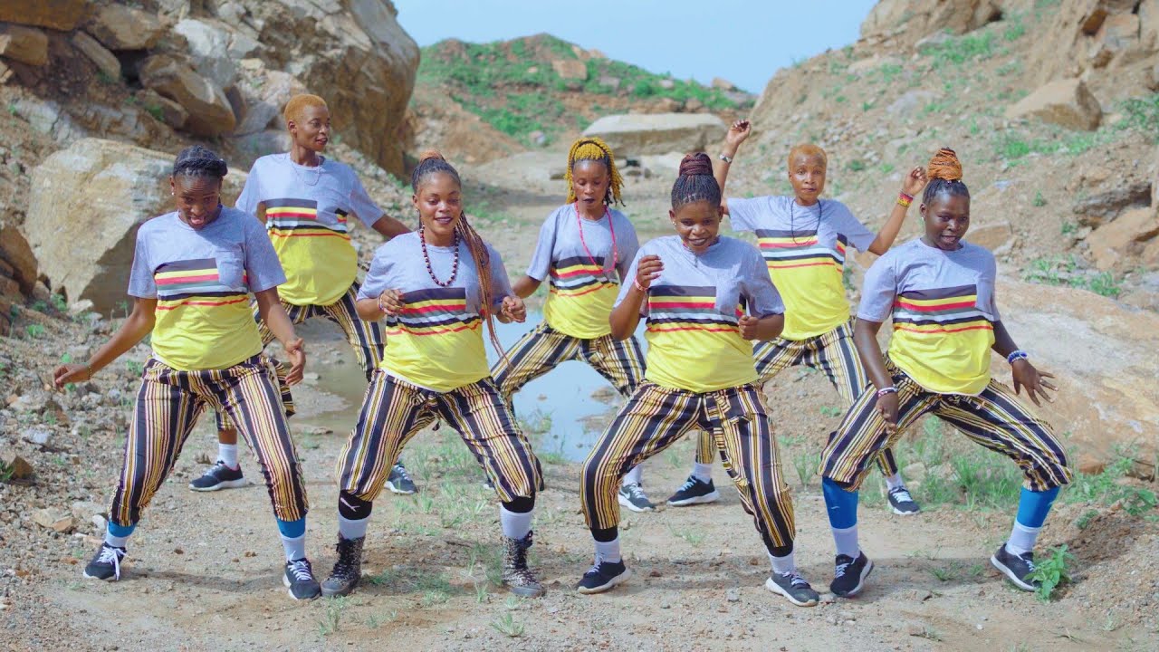 Nelemi Mbasando_BOLAN_Official Video 4K - YouTube