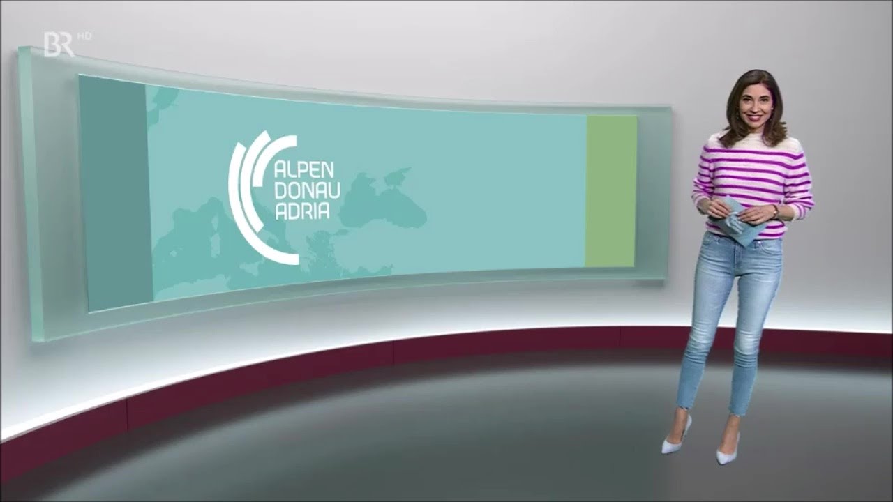 Daniela Dinandt - YouTube