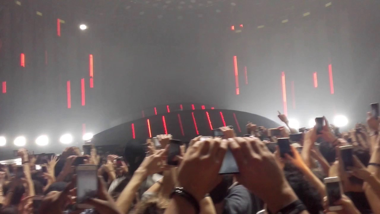 DJ Snake Live at zenith Paris - YouTube
