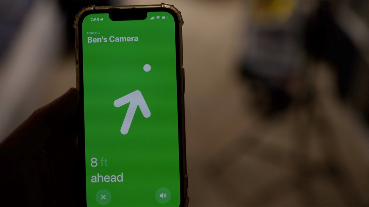 How to use Arrows in Apple AirTag to find your stuff - YouTube