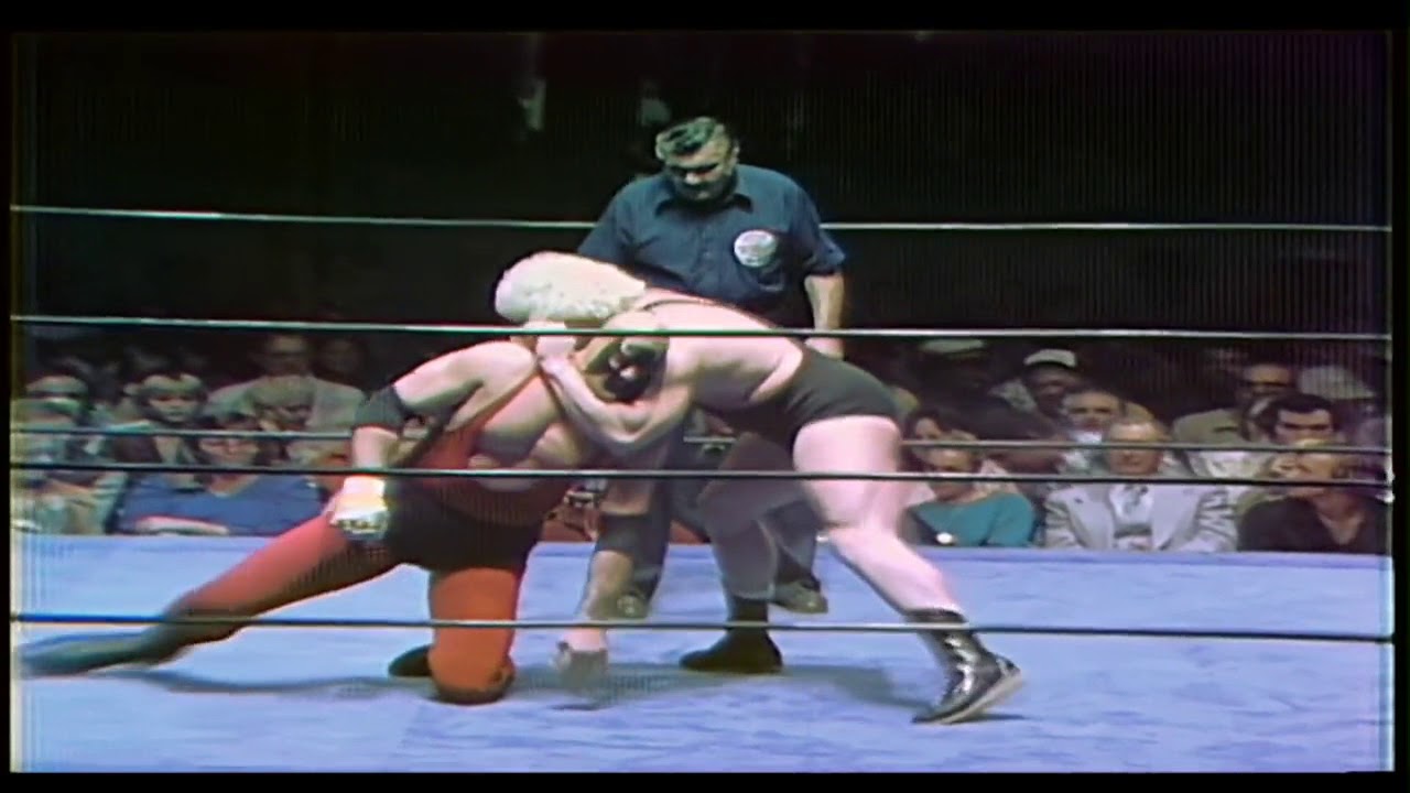 The Spoiler vs Ken Patera with JJ Dillon (December 28, 1978) - YouTube