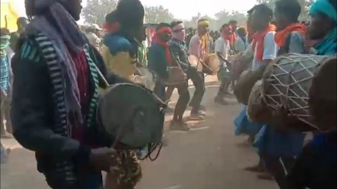 See, How Adivasi Gond Tribes of Bastar Chhattisgarh Uses Their Tribal ...