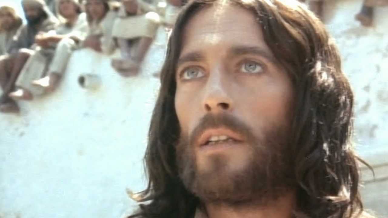 ÉVANGILE - Jésus guérit un paralytique à Capharnaüm (Mt 9, 1-8 / Mc 2 ...