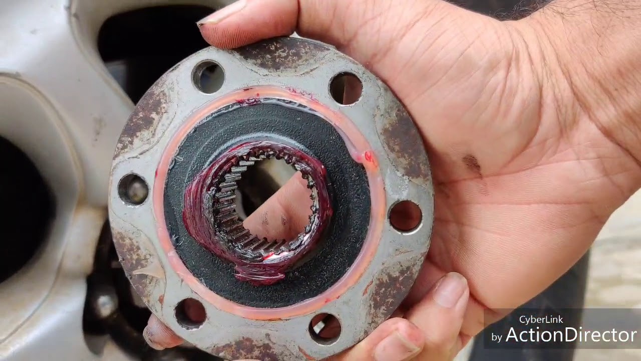 How to install free wheeling hubs on a pajero sfx. - YouTube