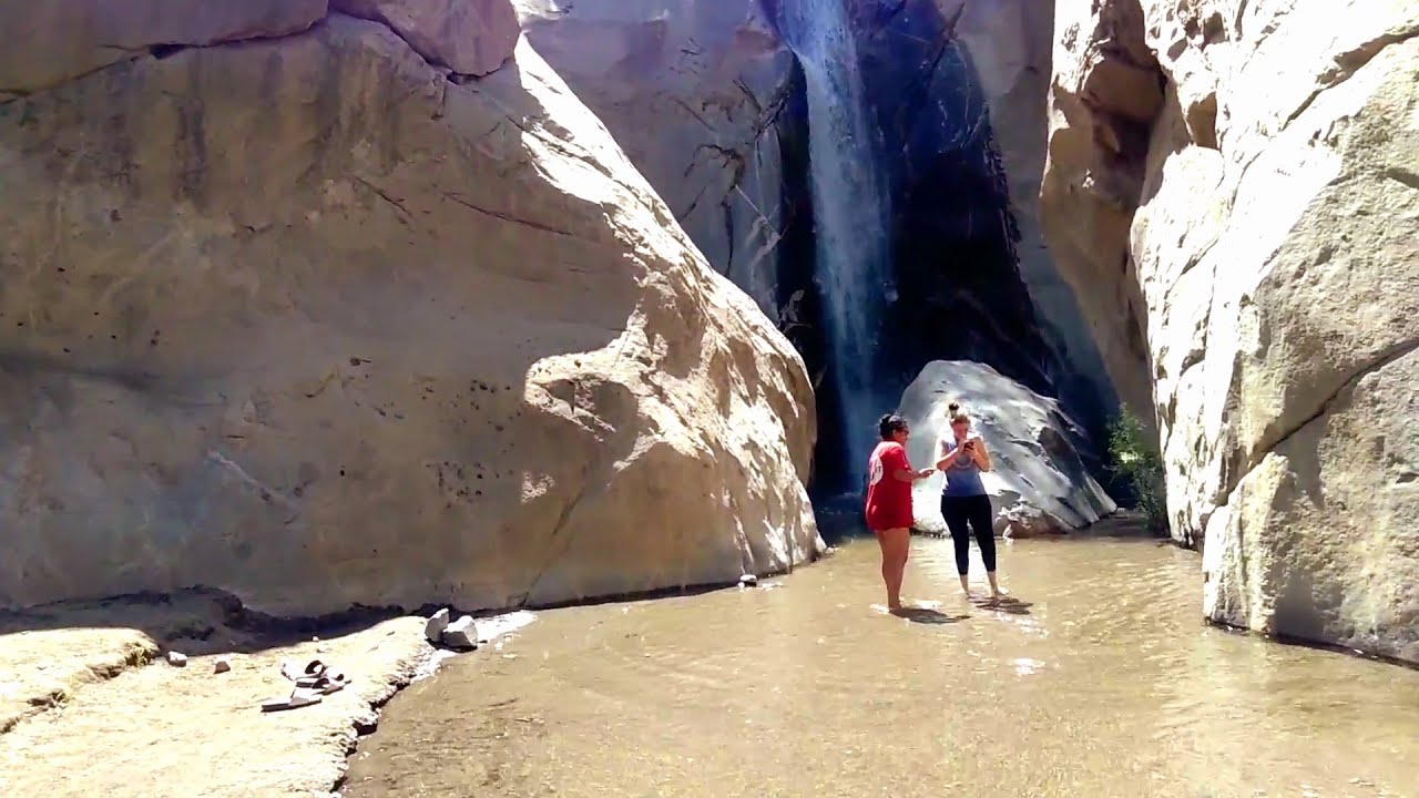 Tahquitz Canyon Waterfall is a true desert oasis near downtown Palm ...