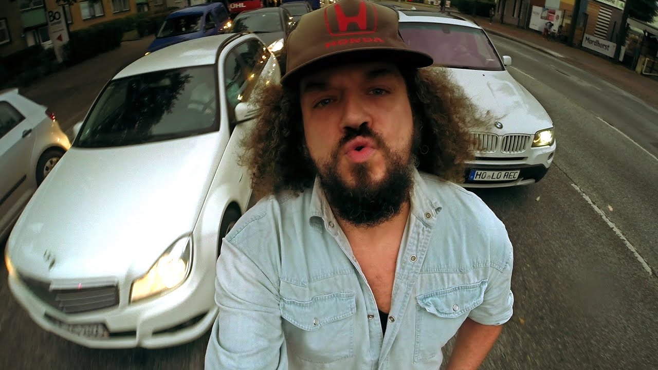 Buddy Buxbaum - Medizin Trailer "Stau" - YouTube