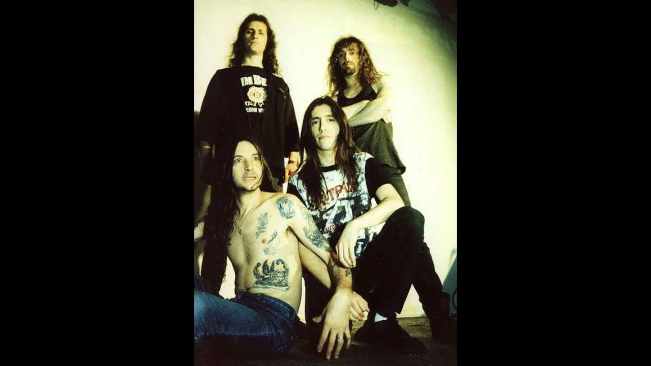 V8 - Reunion Obras metal festival (13 - 4 - 1996) - YouTube