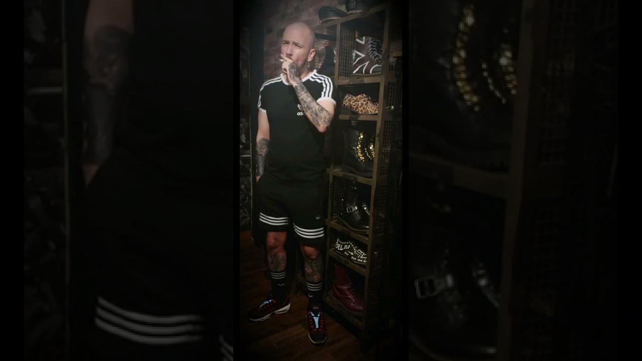 Inked Adidas Smoker www.onlyfans.com/chainsmoker - YouTube