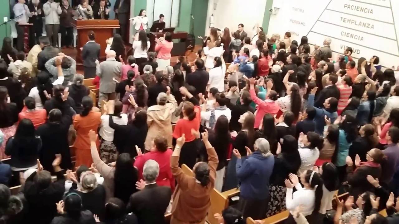 ALABANDO AL SEÑOR...IGLESIA CRISTIANA TABERNACULO DE BOGOTA. - YouTube