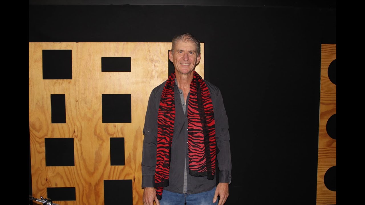 OZ HALEN Van Halen Tribute Band Rocks Queensland Stage | Hire from www ...