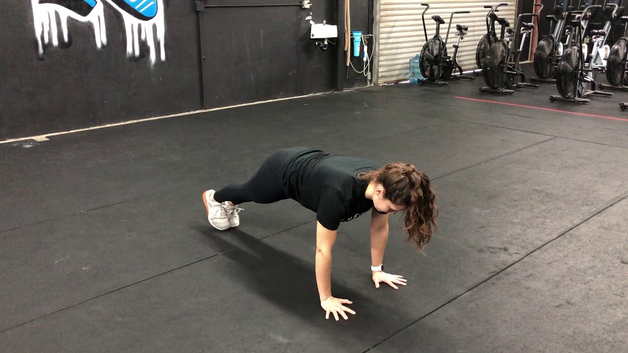 Planking Leg Sweeps - YouTube