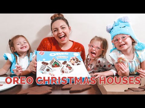 BUILDING AN OREO CHRISTMAS VILLAGE! | Holiday Crafts With Kids ...