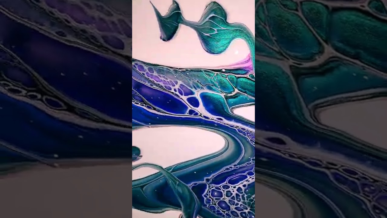 'Oil Slick' Chameleon Pigments by Fluid-art.co - YouTube