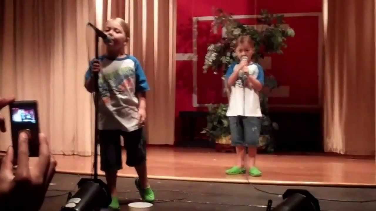 Twin Kindergarten Boys (Cover) Flo Rida Good Feeling - YouTube