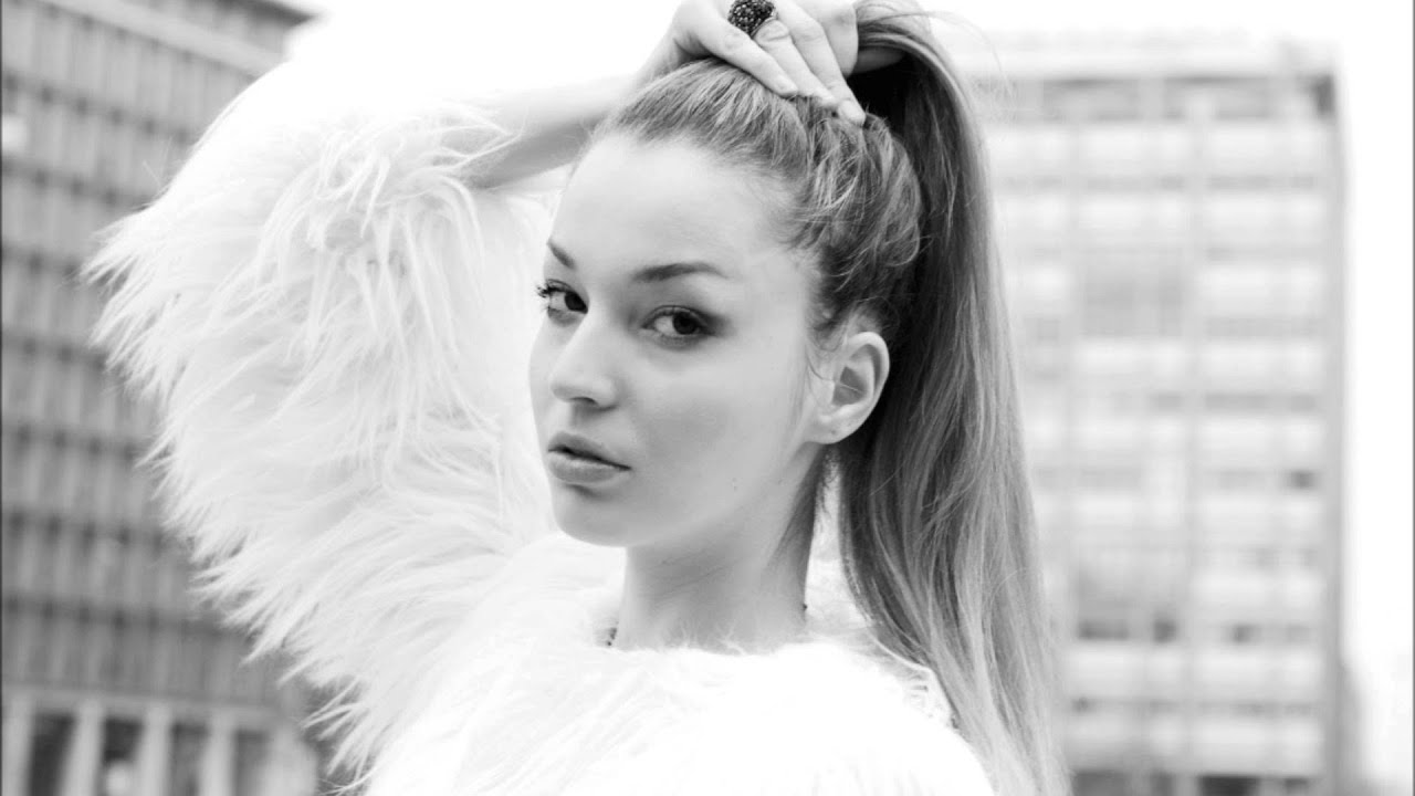 Cleo & Patra - Pharaoh Love - YouTube