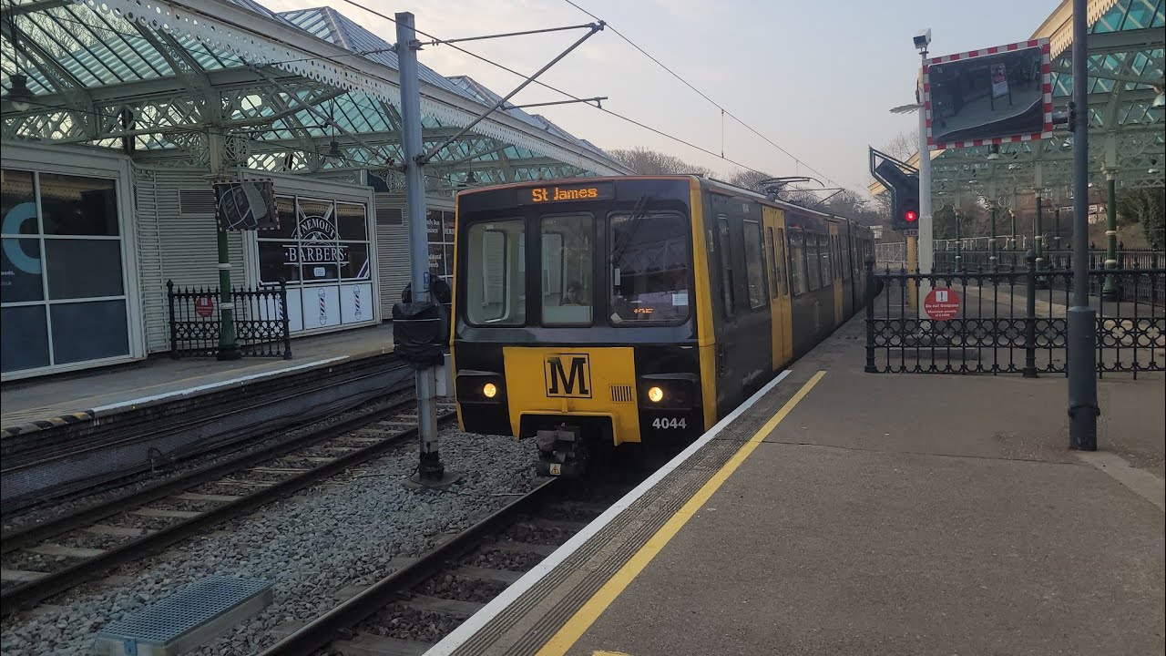 Trains at Tynemouth Metro | 05/02/20 - YouTube