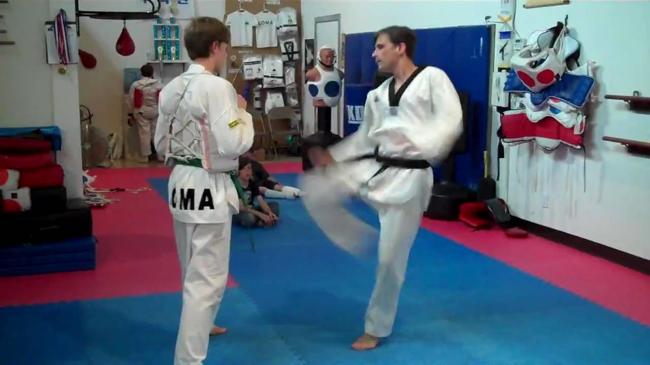 olympic style taekwondo 8 kick drill - YouTube