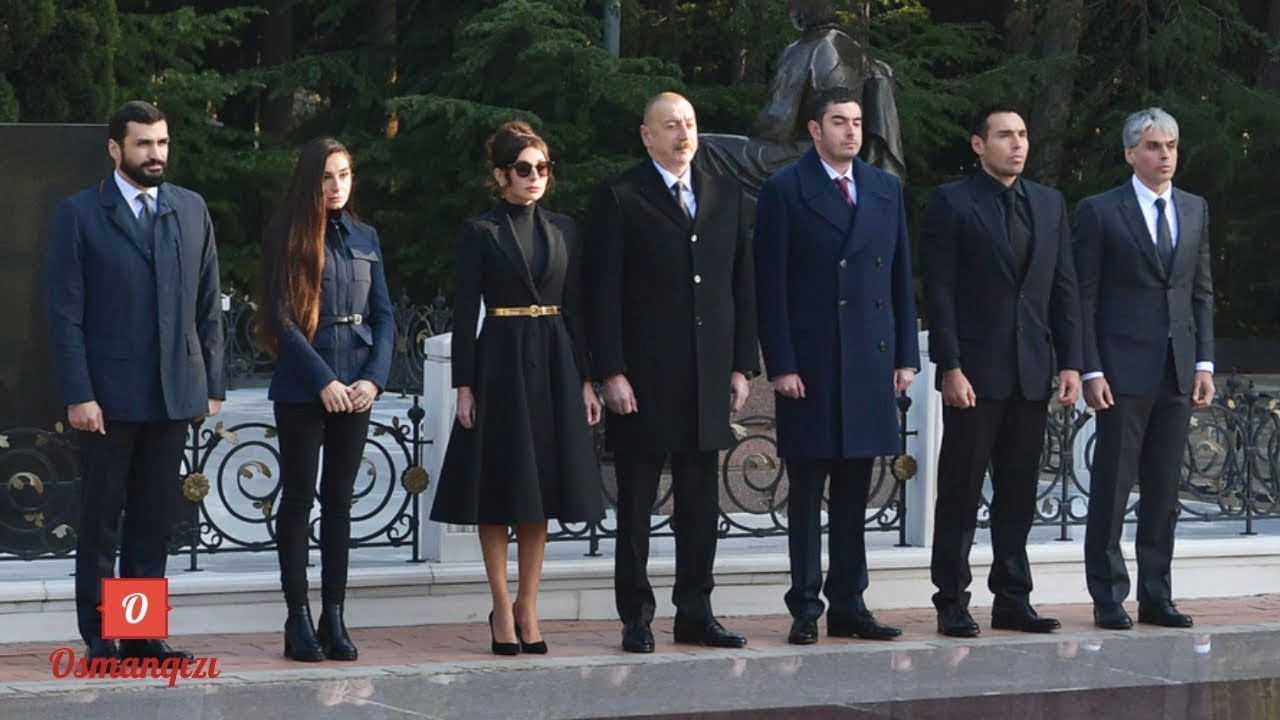 İlk dəfə! Ata vəsiyyəti: Bu adamları taxta yaxın buraxmamalı! Xalq ...