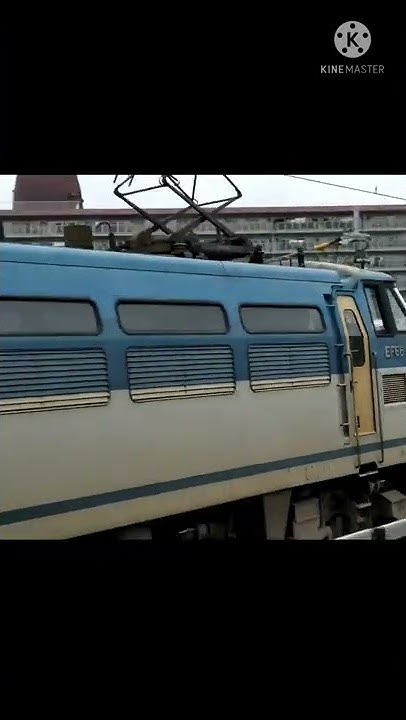 【EF66-123代走】DD200-24 甲種輸送 EF66-123牽引 JR総持寺通過 Miaの鉄道ショートムービー130 #short - YouTube