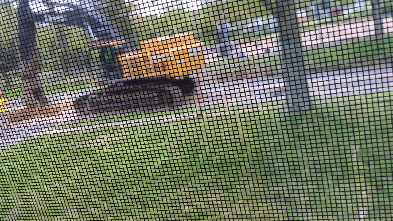 Construction yay - YouTube