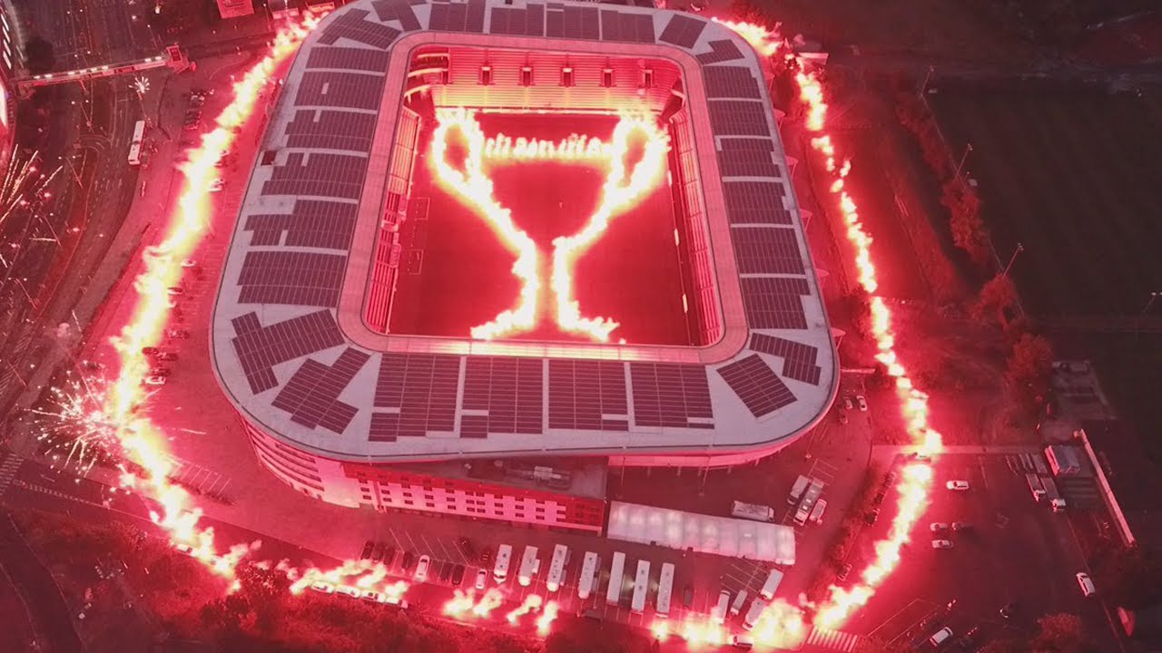 SLAVIA PRAHA ULTRAS | TRIBUNA SEVER | CZECHIA - YouTube