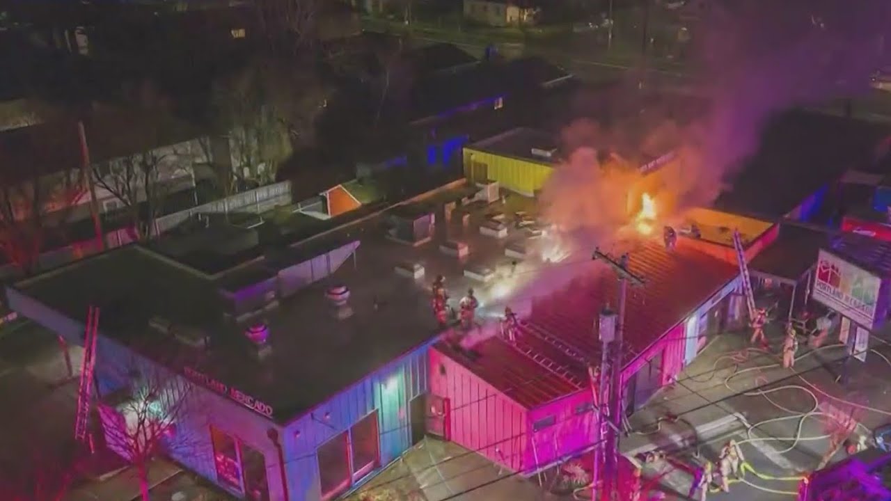 Firefighters extinguish two-alarm fire at Portland Mercado - YouTube