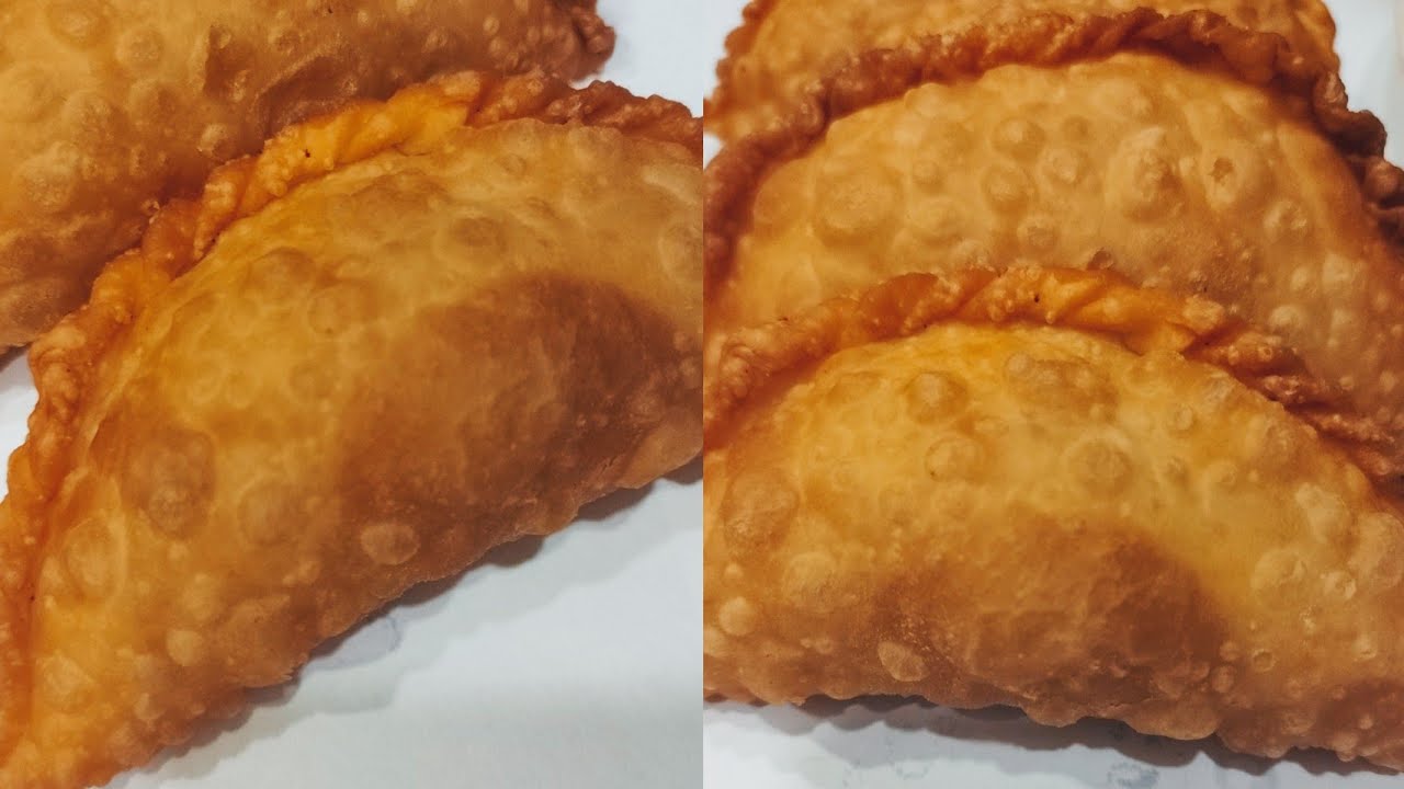 Tasty Coconut pitha|Coconut Samosa|Sweet Samosa|#shorts|Easy Design👉 ...