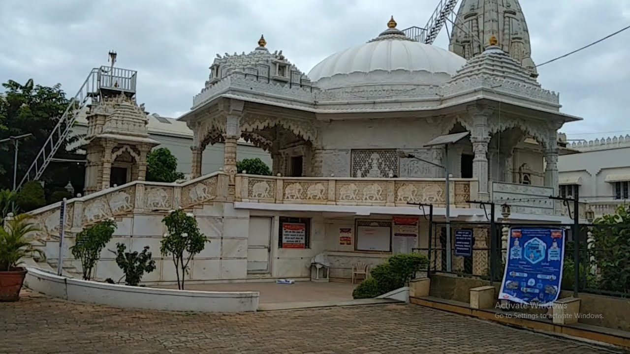 Shri Parshwa Labdhi Tirth Dham Jain Temple, Karnataka - YouTube