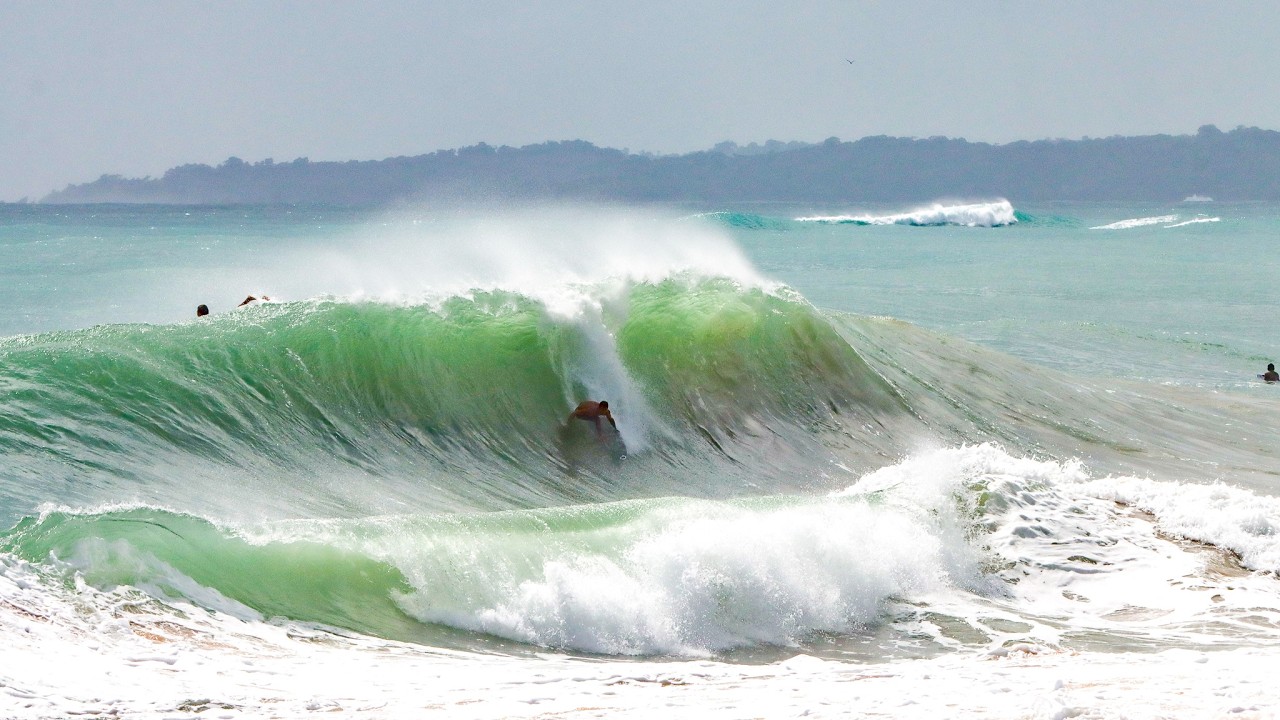 3 DAY BARREL BENDER pt.1 | Surfing pumping waves at Bluff - YouTube