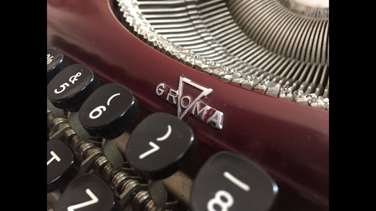 GROMA Kolibri typewriter 1959 - YouTube