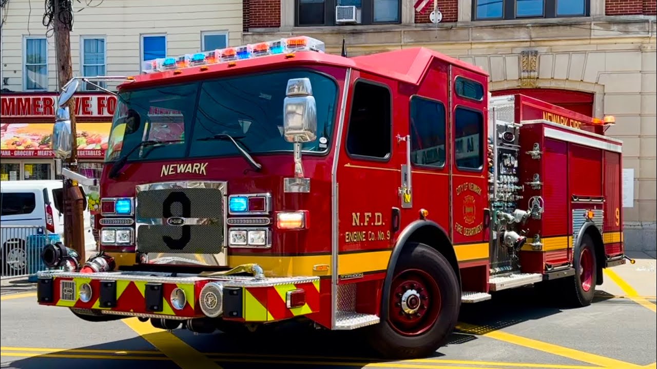 Newark Fire Department Engine 9 And Battalion 3 Responding with Real ...