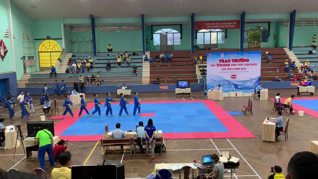Kĩ thuật căn bản đồng đội nữ Vovinam - ĐH FPT - YouTube
