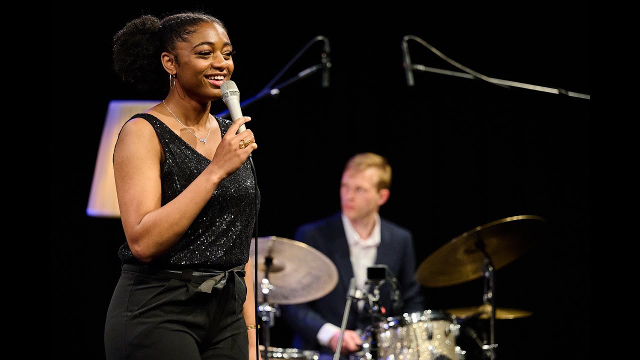 Samara Joy - "Guess Who I Saw Today" @ musig im pflegidach, Muri - YouTube