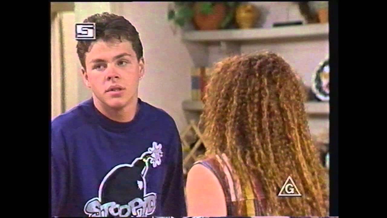 Neighbours Promo (1993) - YouTube
