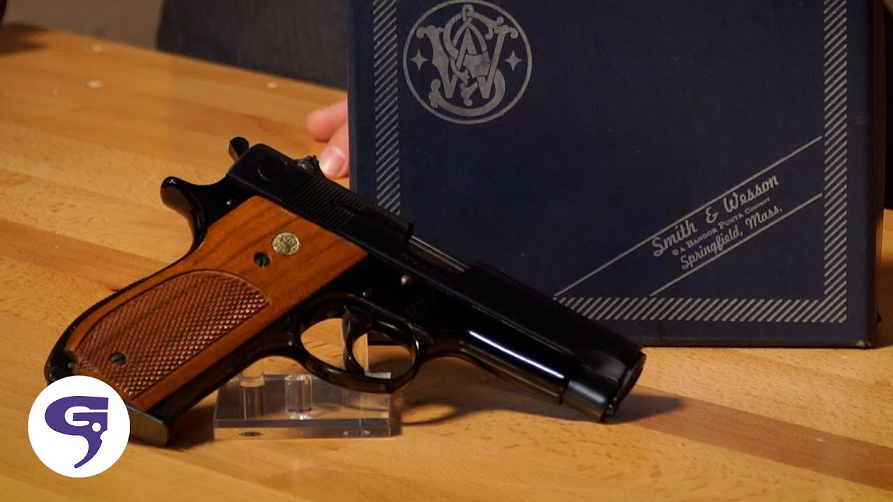 Historical Guns: Smith & Wesson Model 39 | Guns & Gear - YouTube