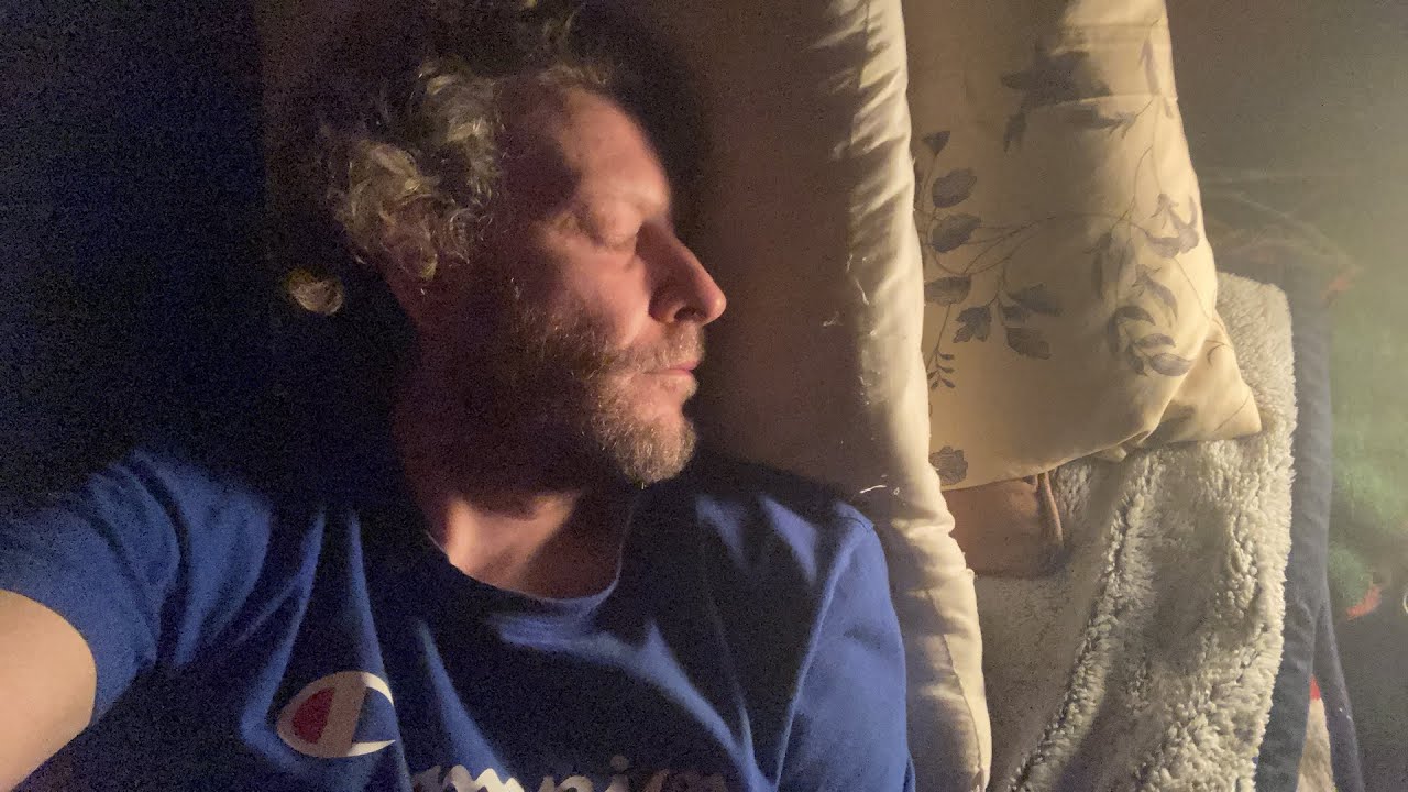 SLEEP STREAM!! 4am 🥱 - YouTube