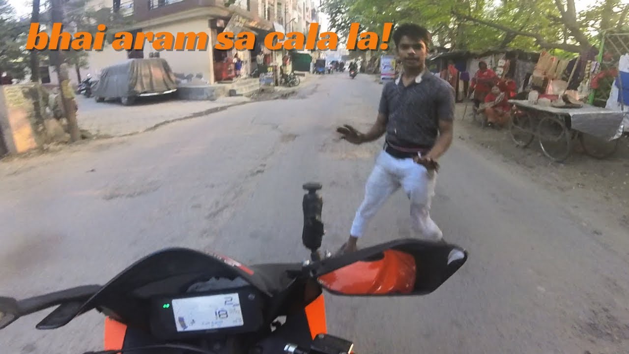 Bhai bar bar bach ghya || gadhi sa takker ho jati || 😱😱😱bach ghya || # ...