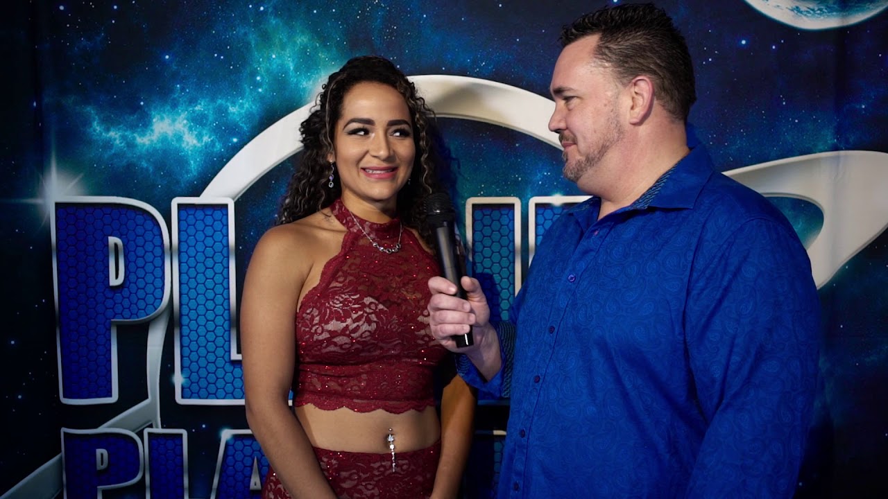 Canadian Showgirl Cassius Chay At Expo 2019 Youtube