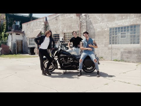 Capital Soiree - Pop Band (Official Music Video) - YouTube