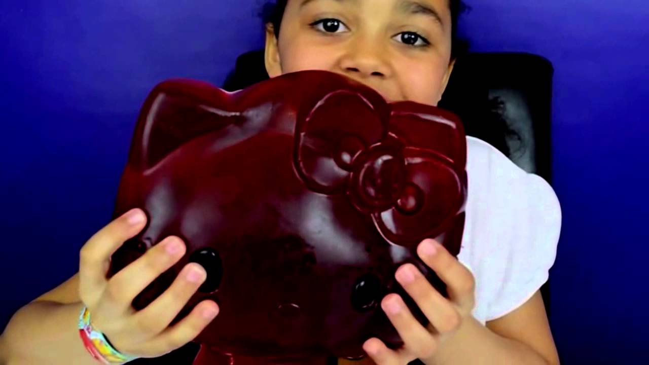 IT'S GUMMY!! D I Y Giant Gummy Hello Kitty Candy & Sweets Review #14 ...