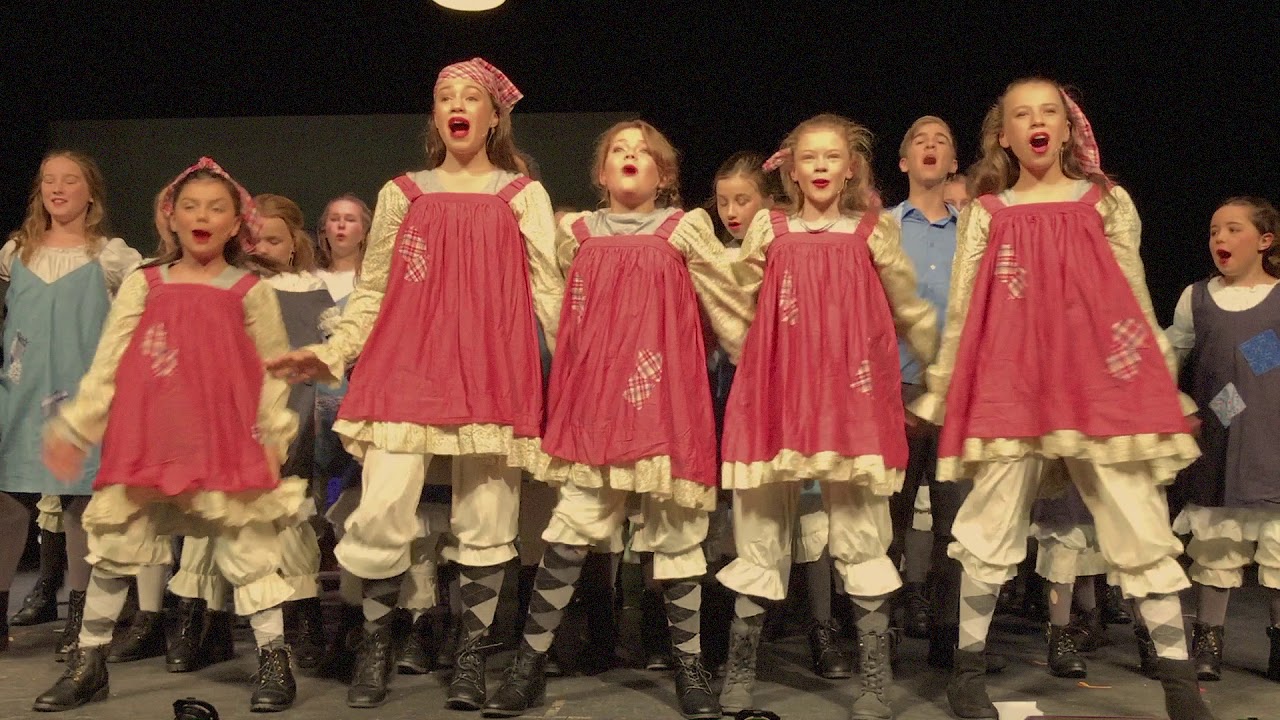 Annie JR Promo - YouTube