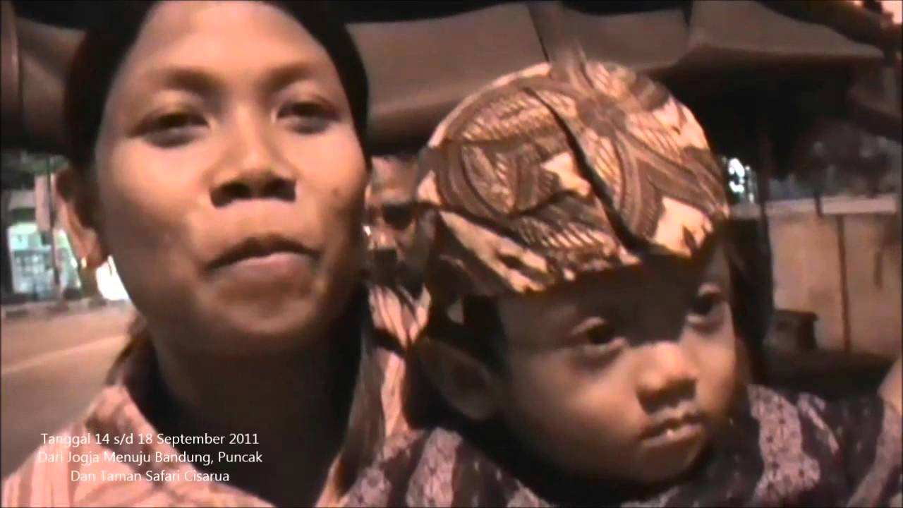 Sharfan Di Malioboro Jogja - YouTube