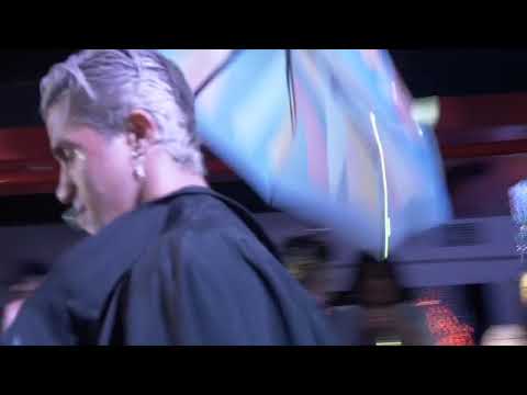LA HELADERÍA KIKI BALL - sex siren
