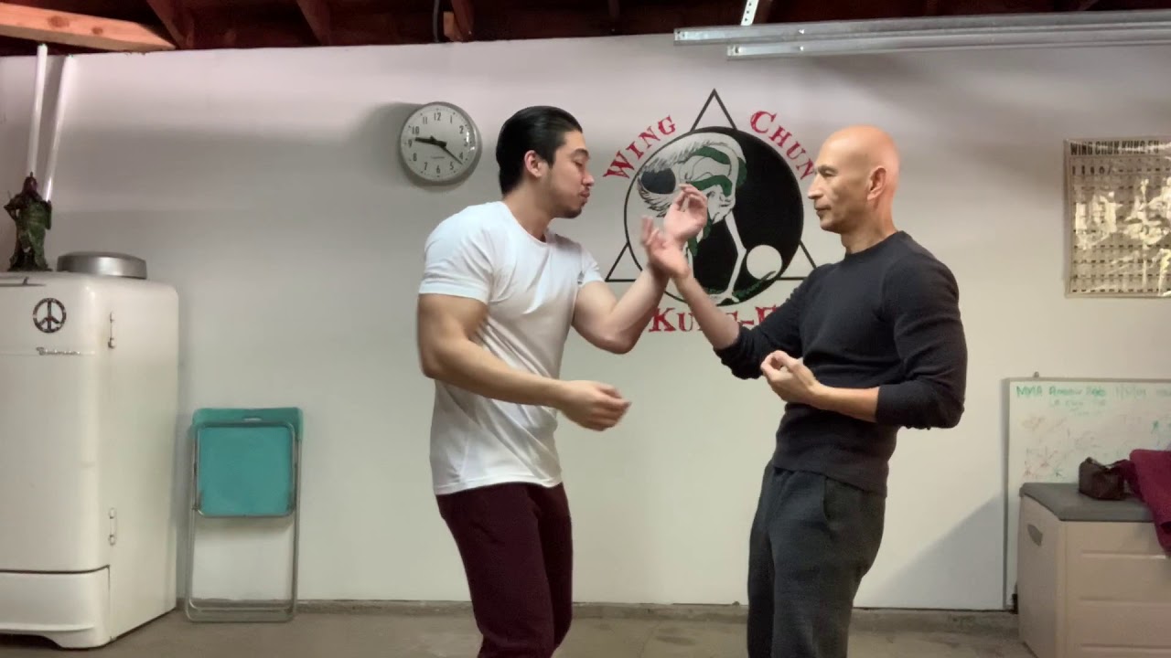 Single and double Chi-Sao training - YouTube