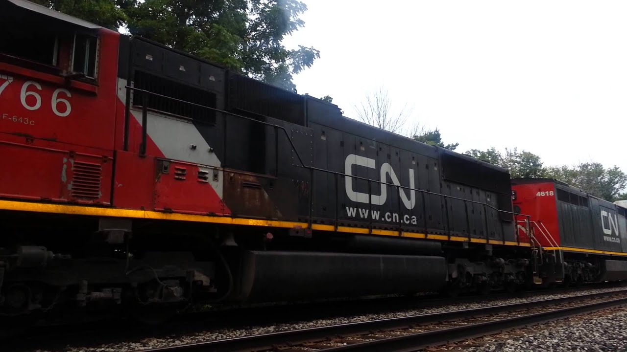 EMD SD75I Start Up - YouTube