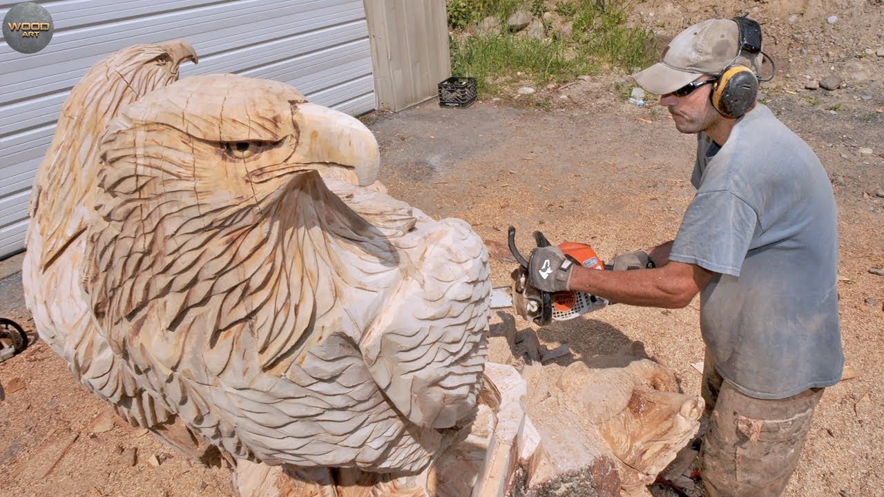 Amazing Chainsaw Carving Eagle - YouTube