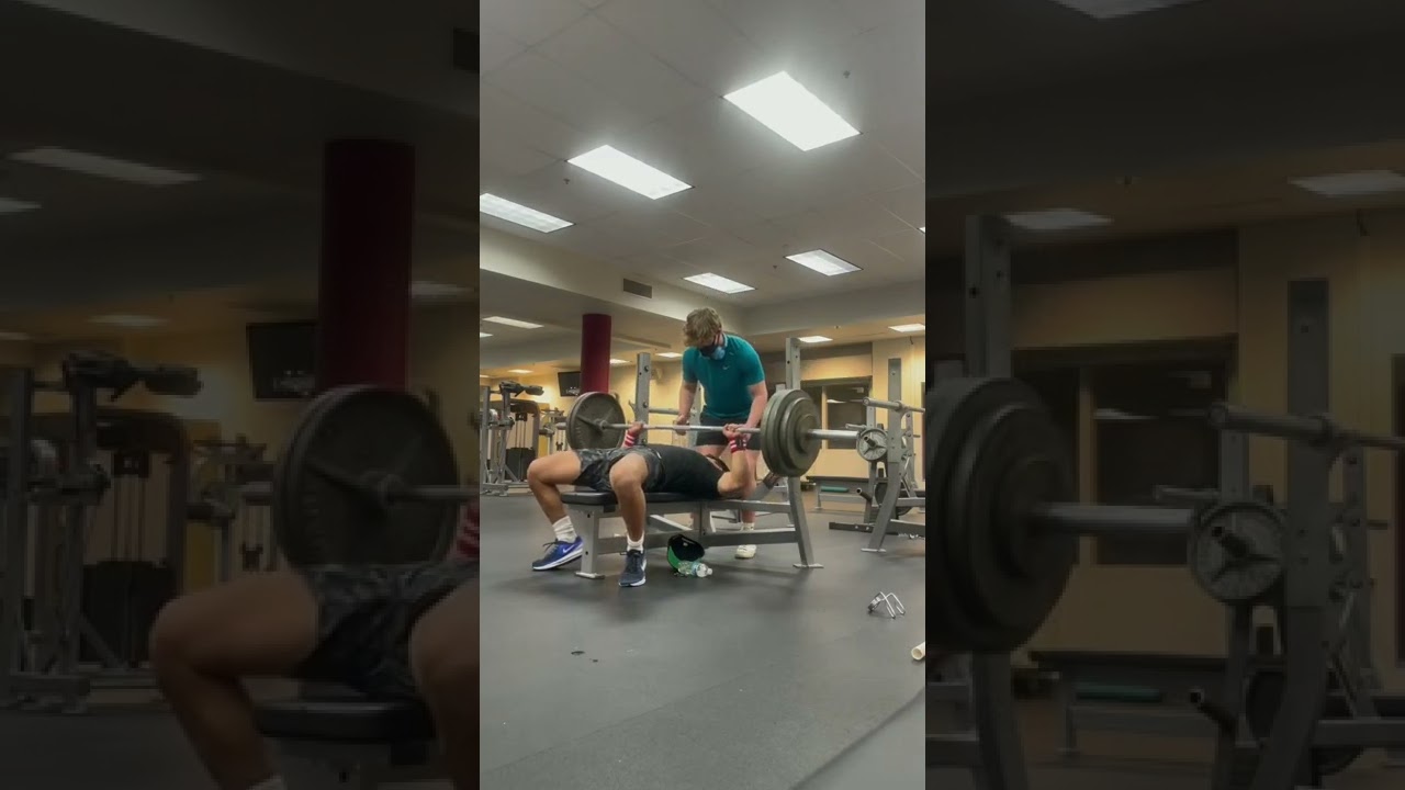 305 lbs Bench Press @170 lbs BW - YouTube