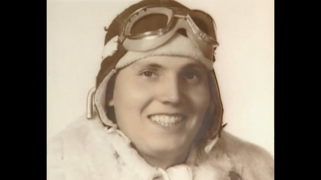 B 17 Pilot Dwight Olson - YouTube